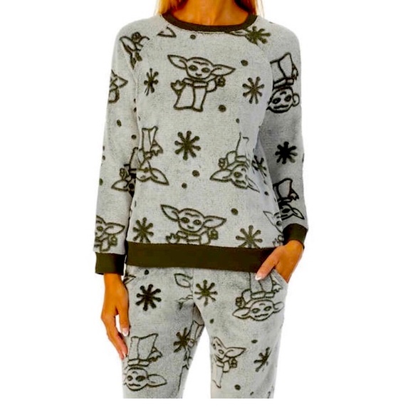 Star Wars | Intimates & Sleepwear | Star Wars Baby Yoda Fleece Pjs ...